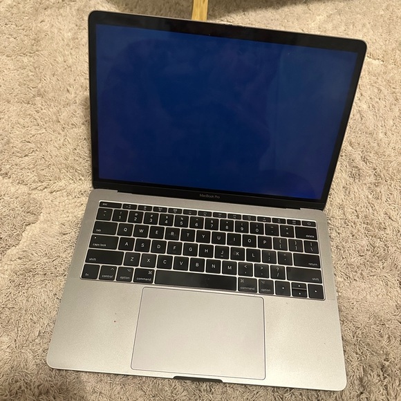 Apple | Computers, Laptops & Parts | Macbook Pro 3 Inch Silver Laptop ...